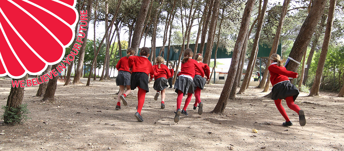 homepage-students-in-playground-shell | St James School - Cascais